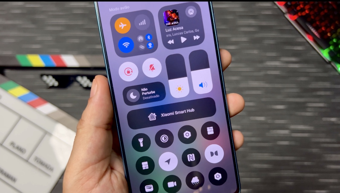 Boom 💥 - Tá só o Luxo - HyperiOS Control Center iOS 18 - Instale Agora ...